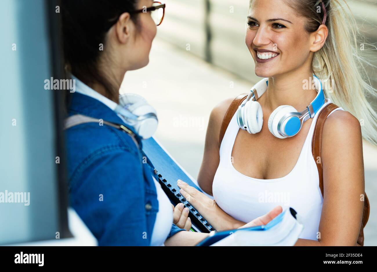 College students studying on university campus outdoor Stock Photo - Alamy