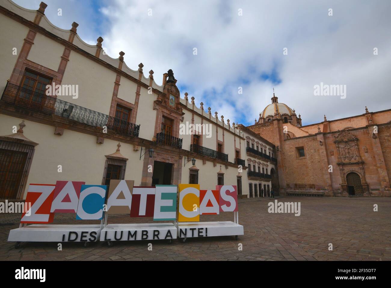 Pueblo magico sign hi-res stock photography and images - Alamy