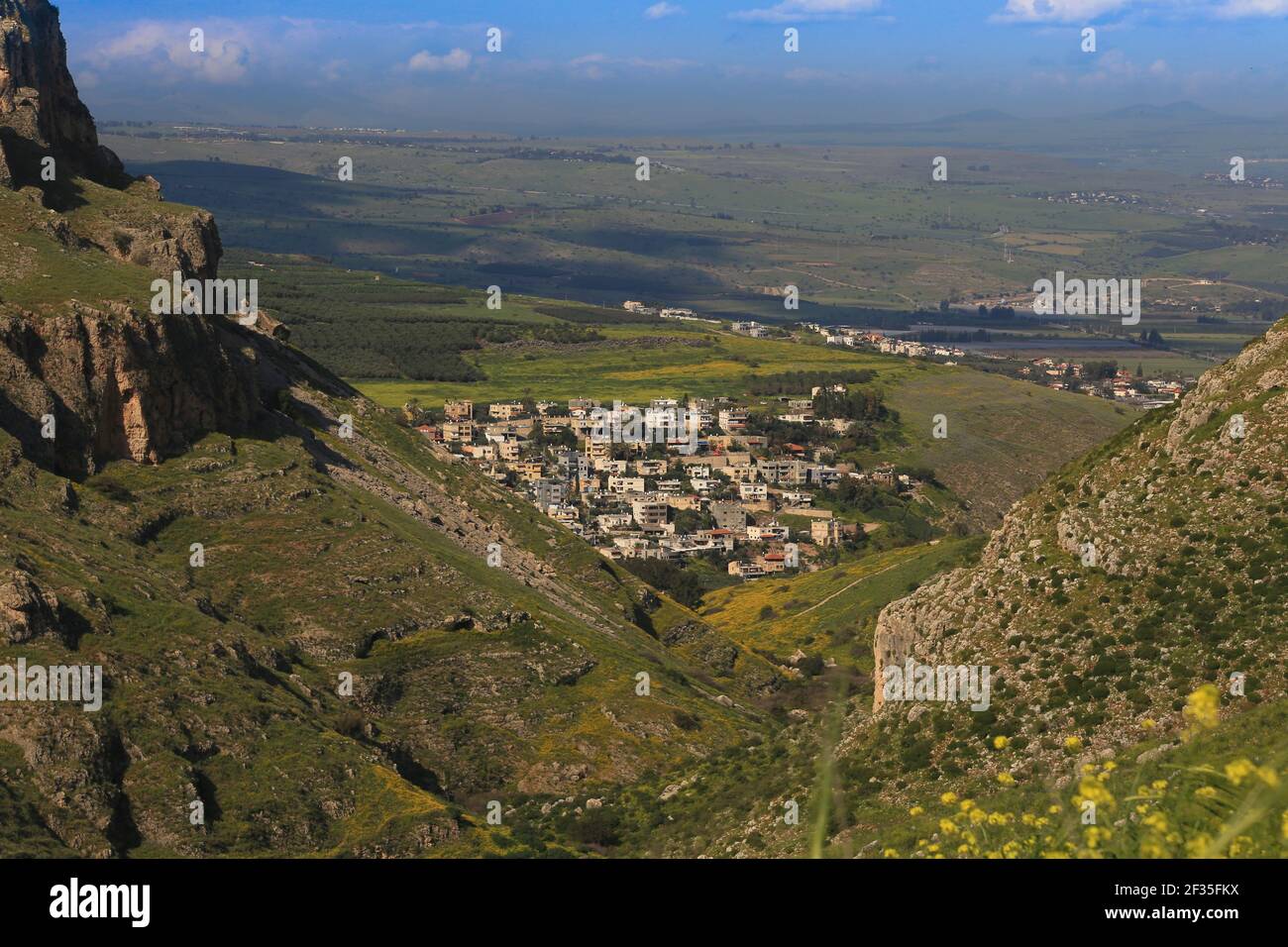 Israel, Lower Galilee, Arbel mountain, overlooks the sea of Galilee ...