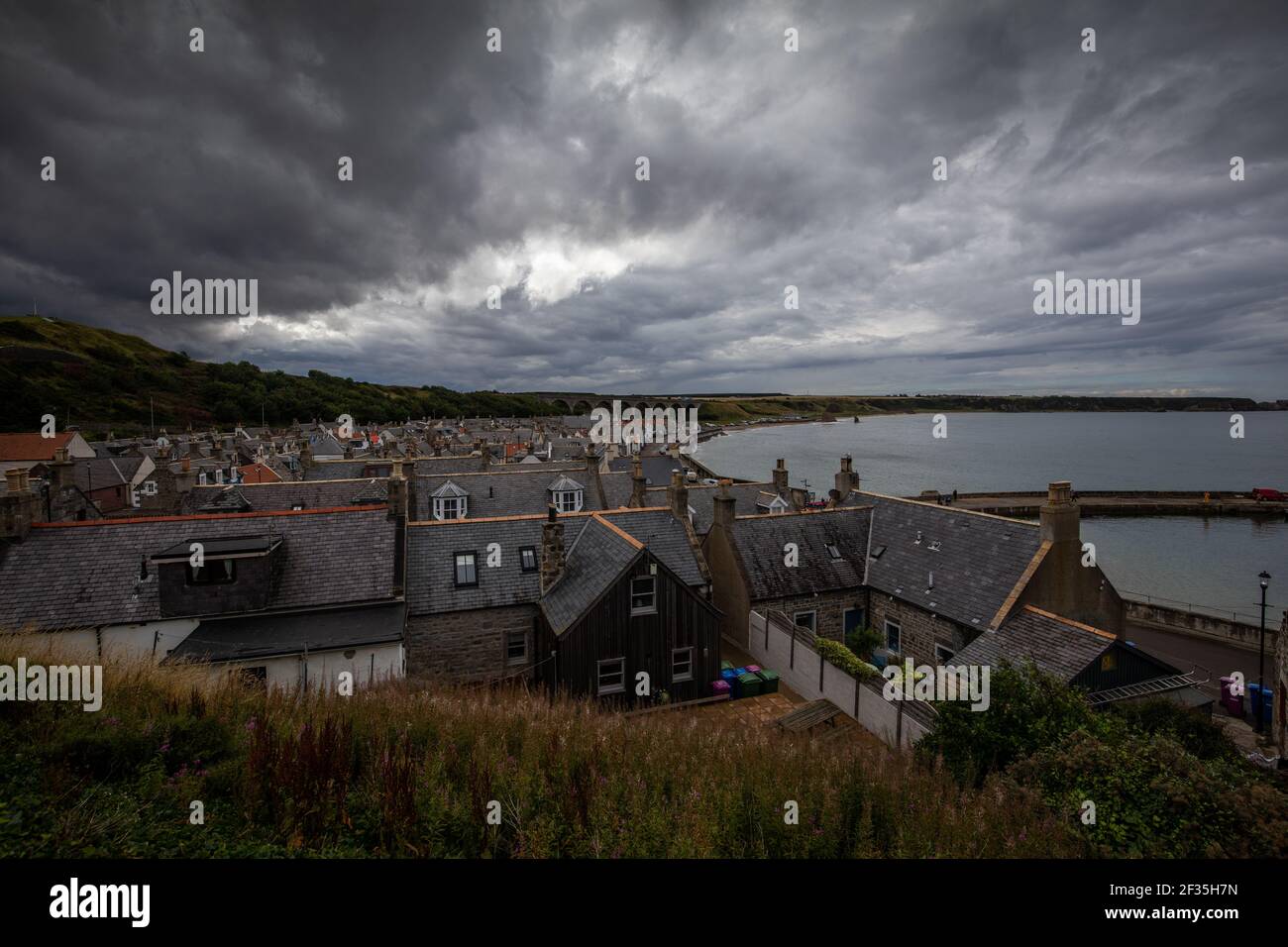 Cullen harbour hi-res stock photography and images - Alamy