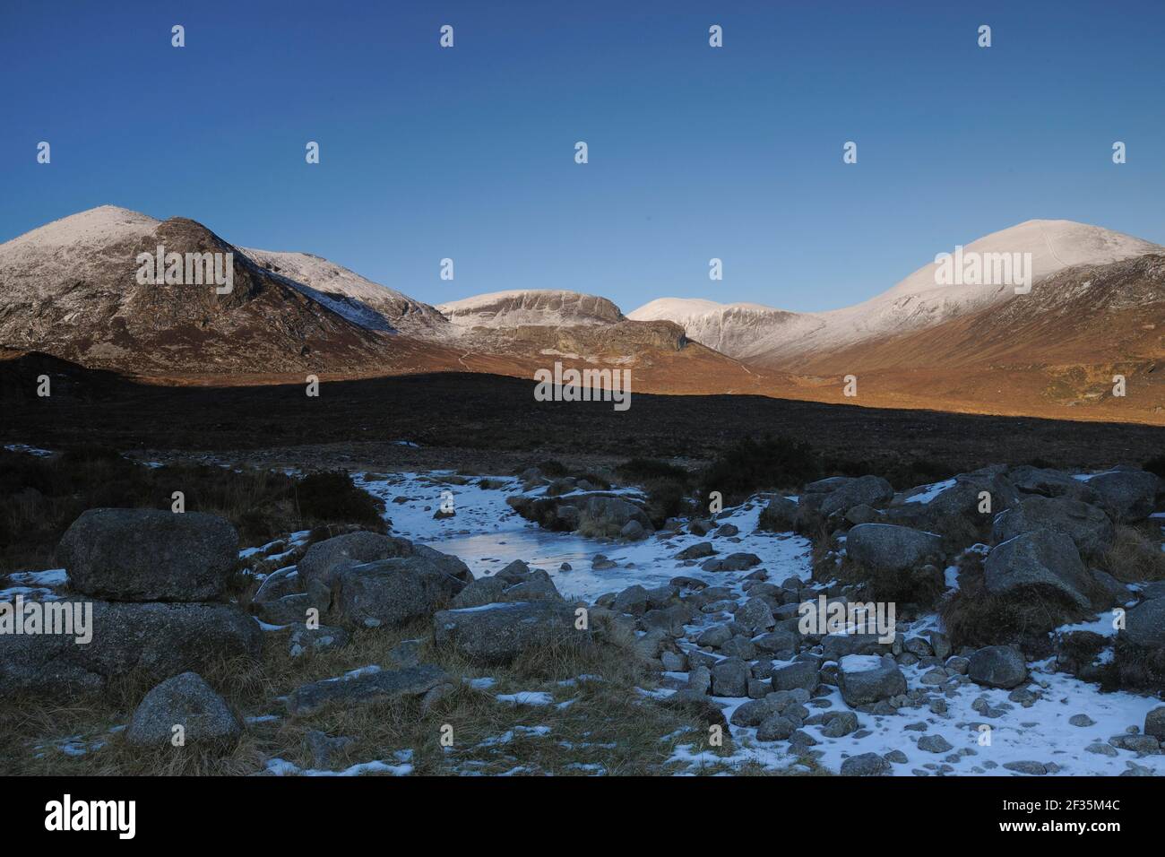 Mournes scenes hi-res stock photography and images - Alamy