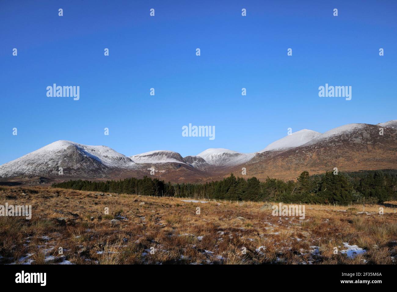 High Mournes from Blue Lough Trail, Mourne Mountains, County Down ...
