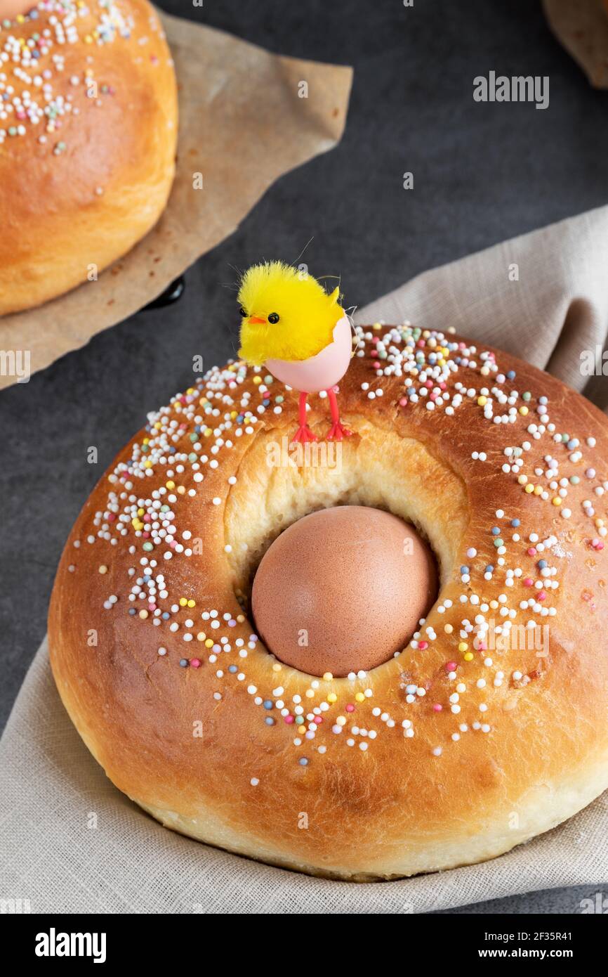 Mona Traditional Spanish Cake High Resolution Stock Photography and ...