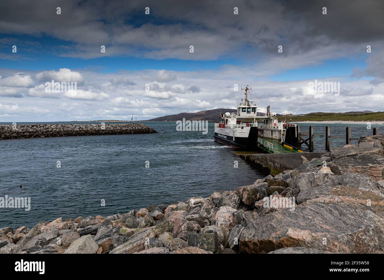 The Caledonian ferry at Eriskay bound for Ardmhor on (Barra) on South ...