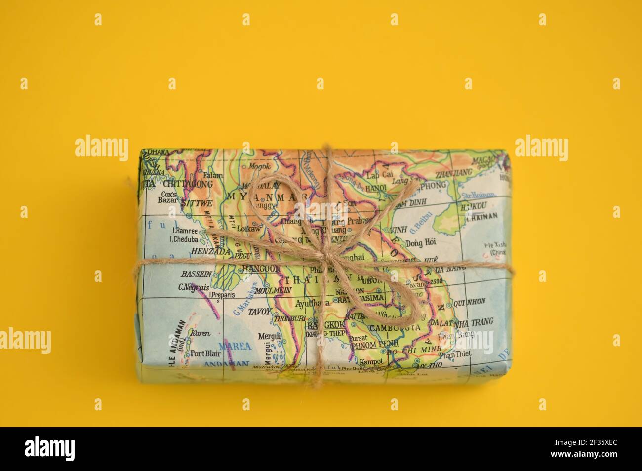 Cord calendar hi-res stock photography and images - Alamy