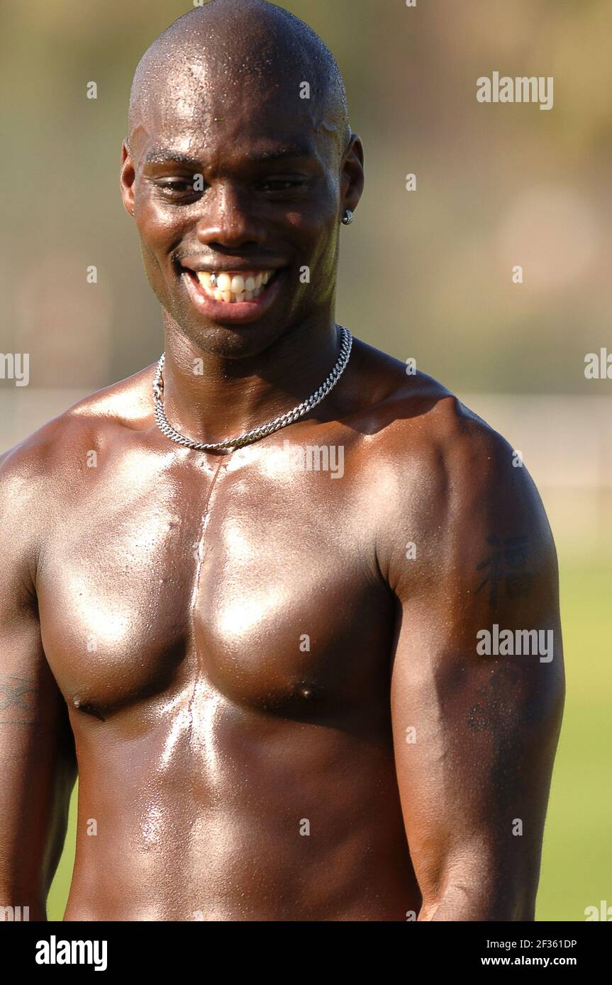 Wolverhampton Wanderers footballer George Ndah 2005 Stock Photo - Alamy