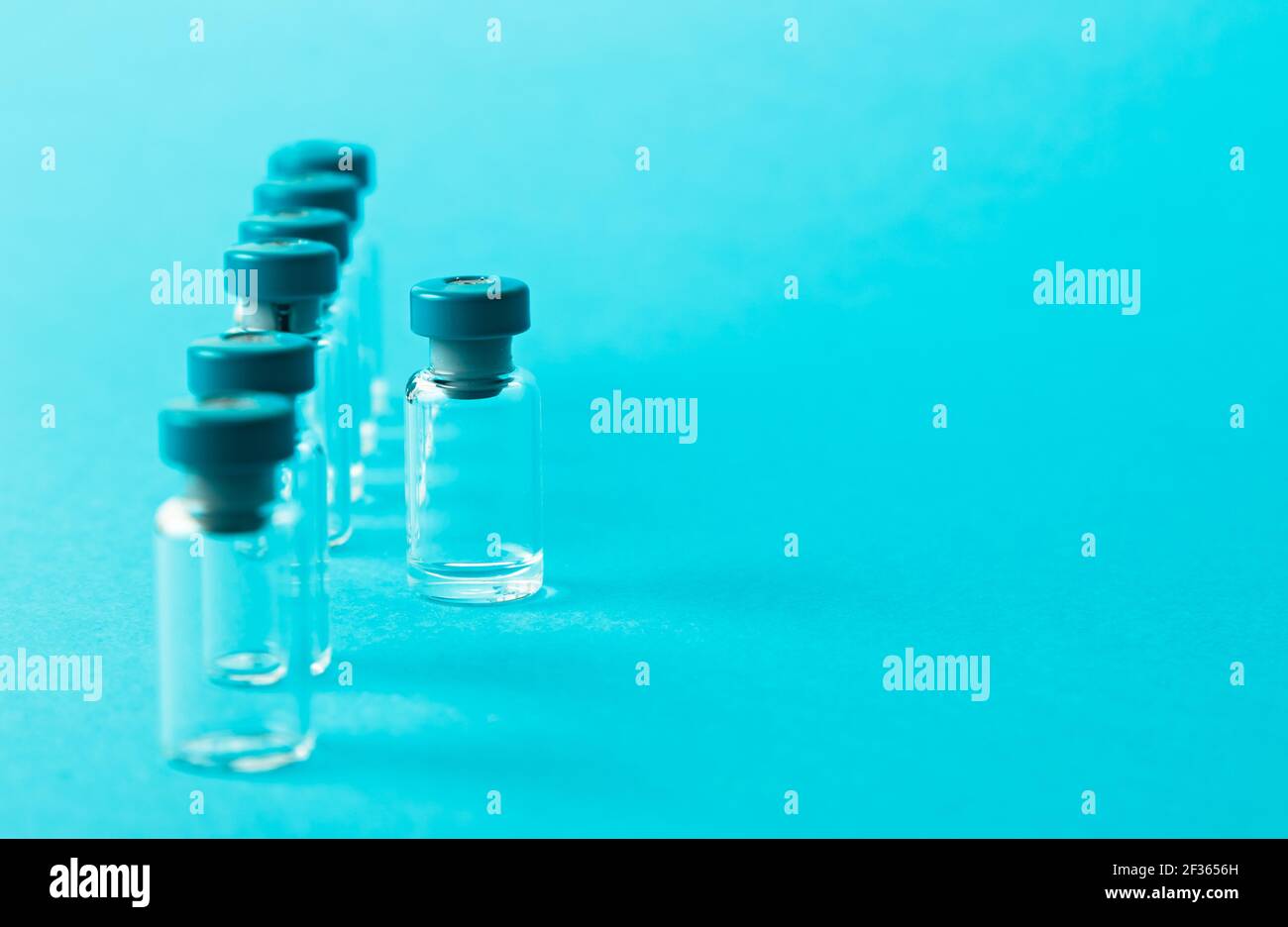 Empty insulin bottle hi-res stock photography and images - Alamy