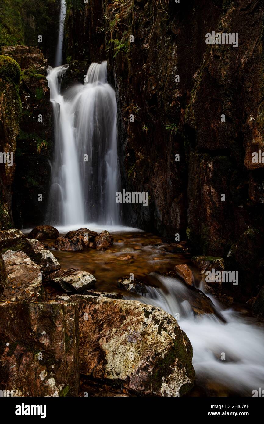 Scale force waterfall lake district hi-res stock photography and images ...