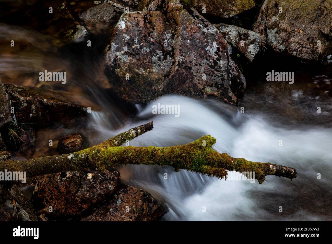 Scale force waterfall lake district hi-res stock photography and images ...