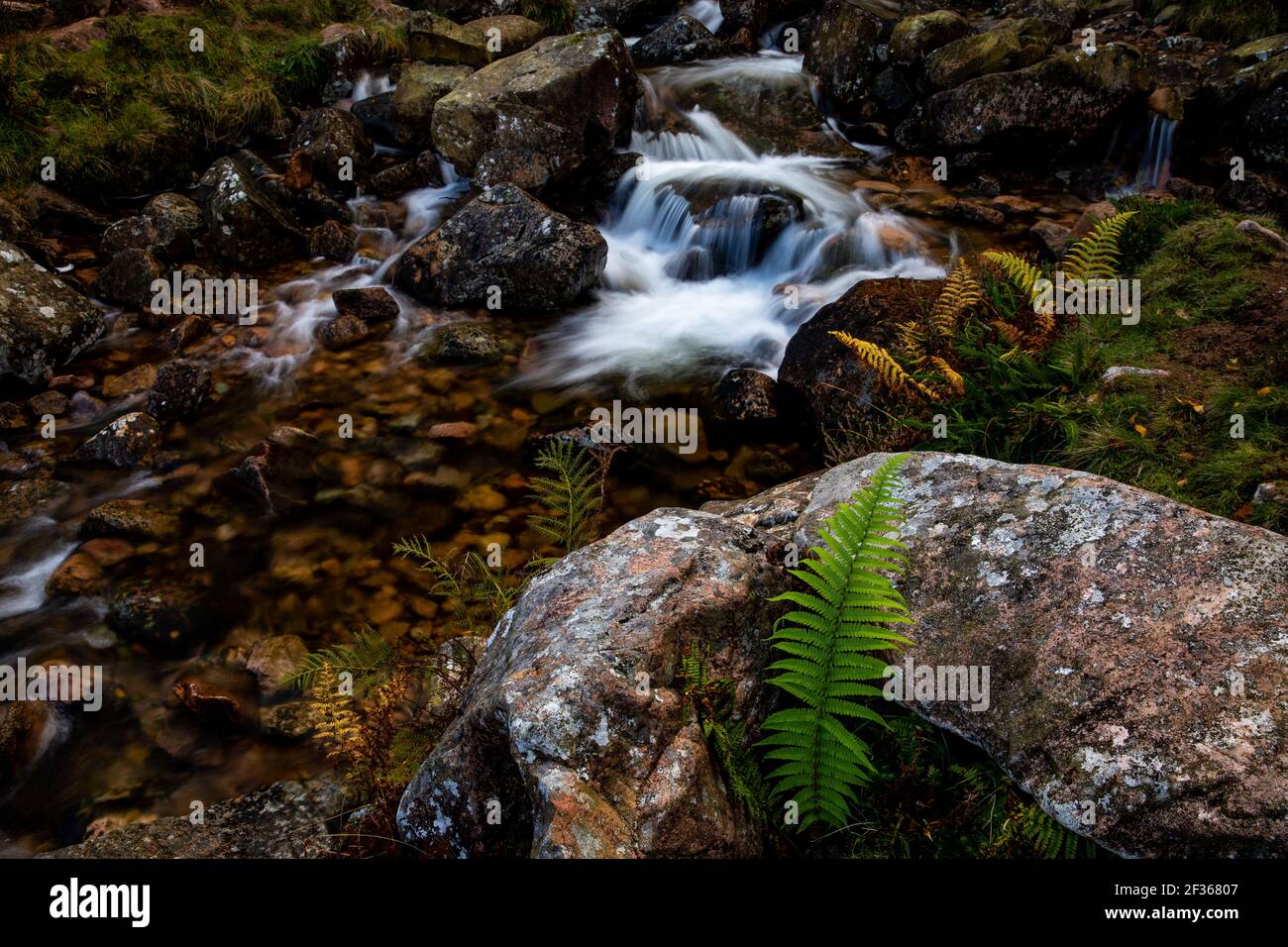 Scale force waterfall lake district hi-res stock photography and images ...