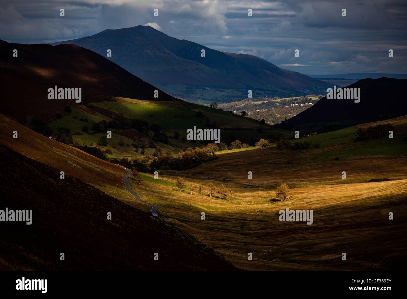 Newlands Pass in Buttermere in the Lake District, Cumbria Stock Photo ...