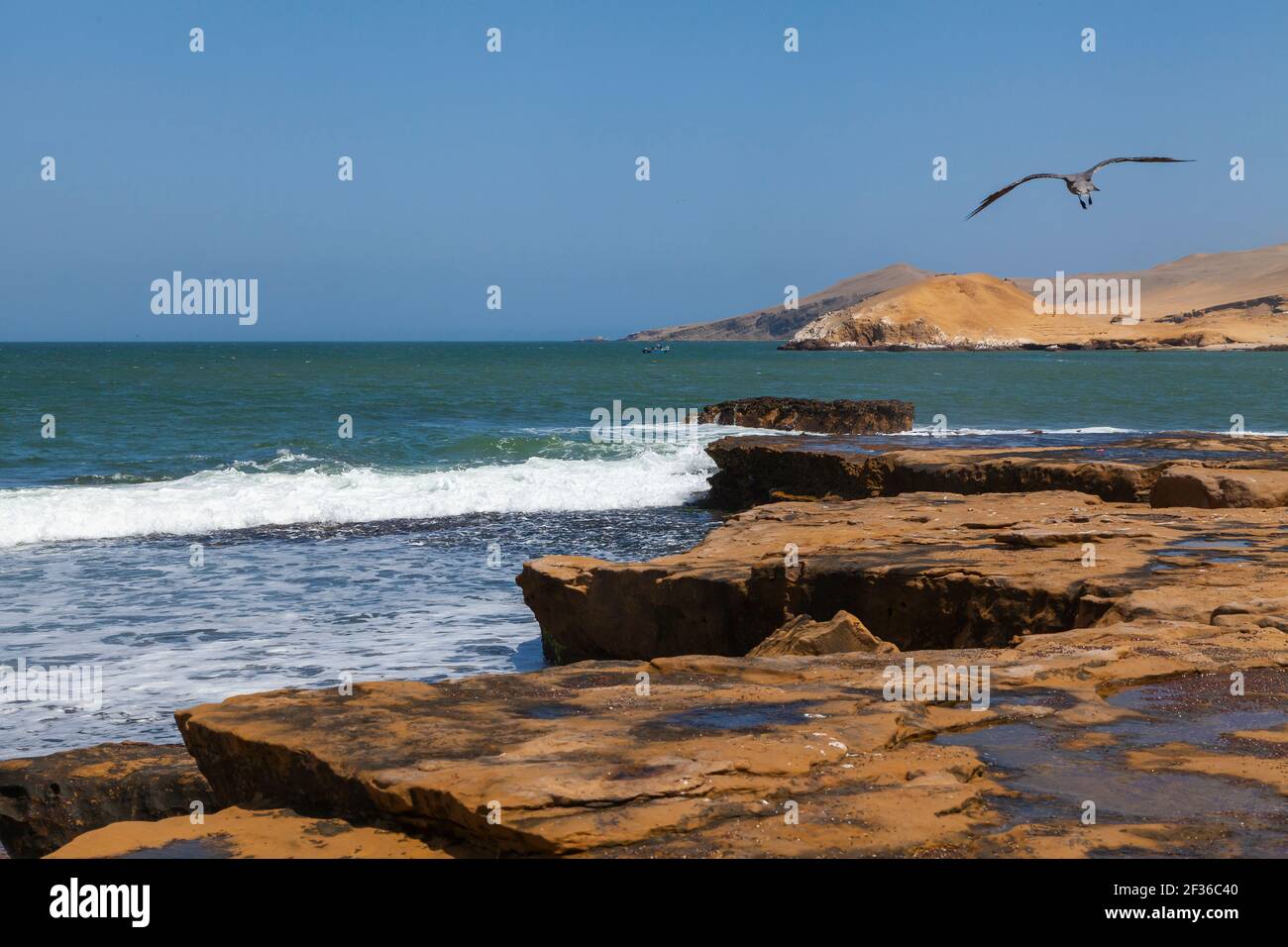Landscape photography of dunes and cliffs on the coast of the Paracas ...