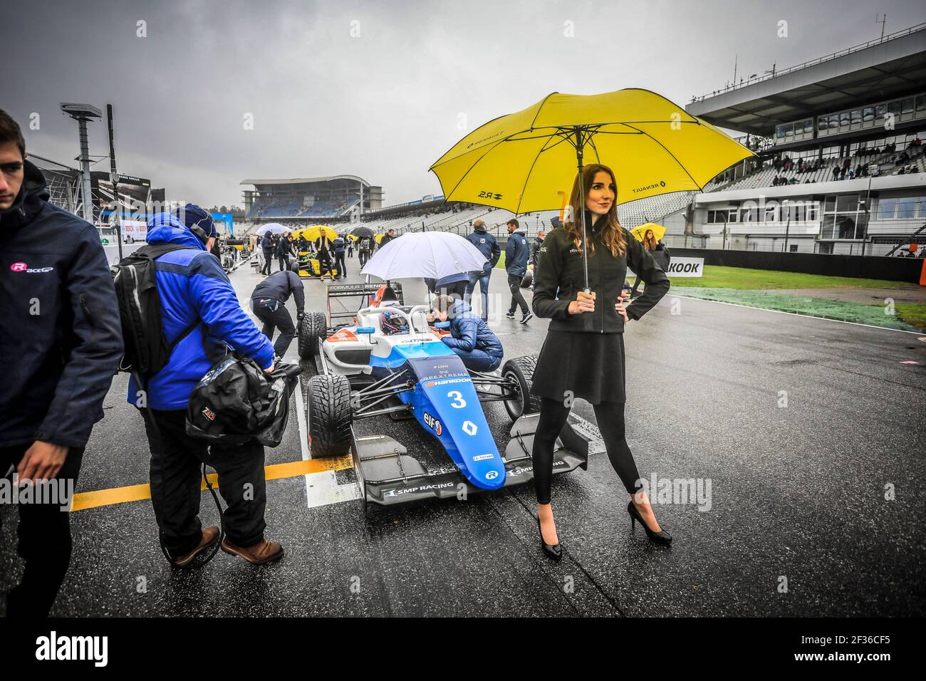 03 SMOLYAR Alexander (RUS), R-ACE GP (FRA), action grille de depart ...
