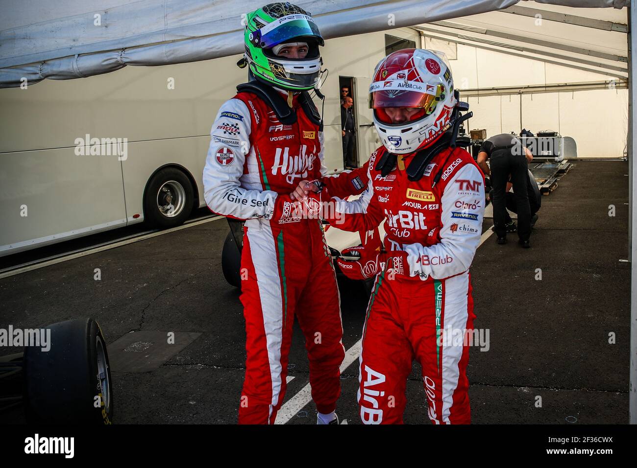 Team prema powerteam hi-res stock photography and images - Alamy