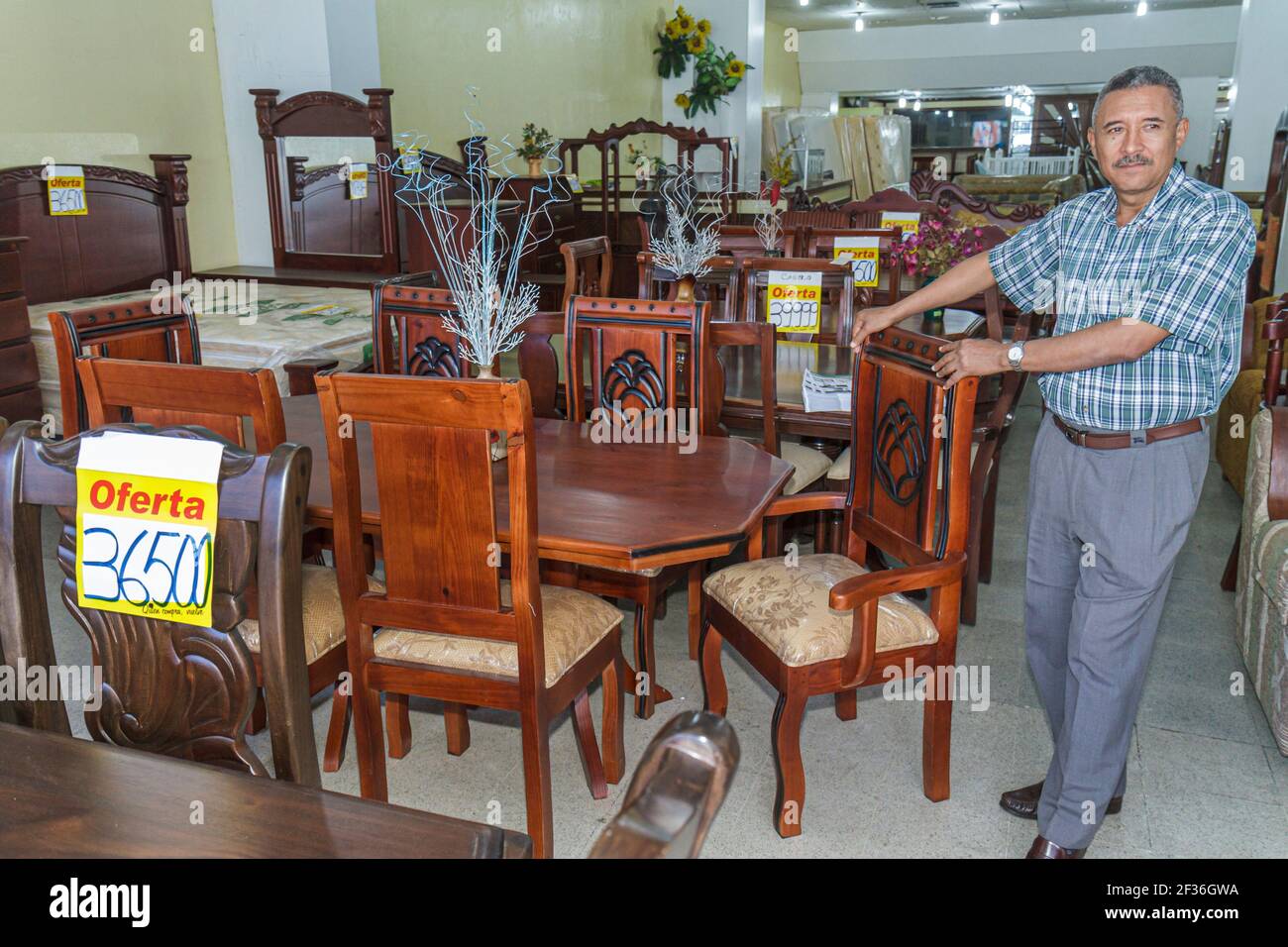 Furniture store interior dining table hi-res stock photography and ...