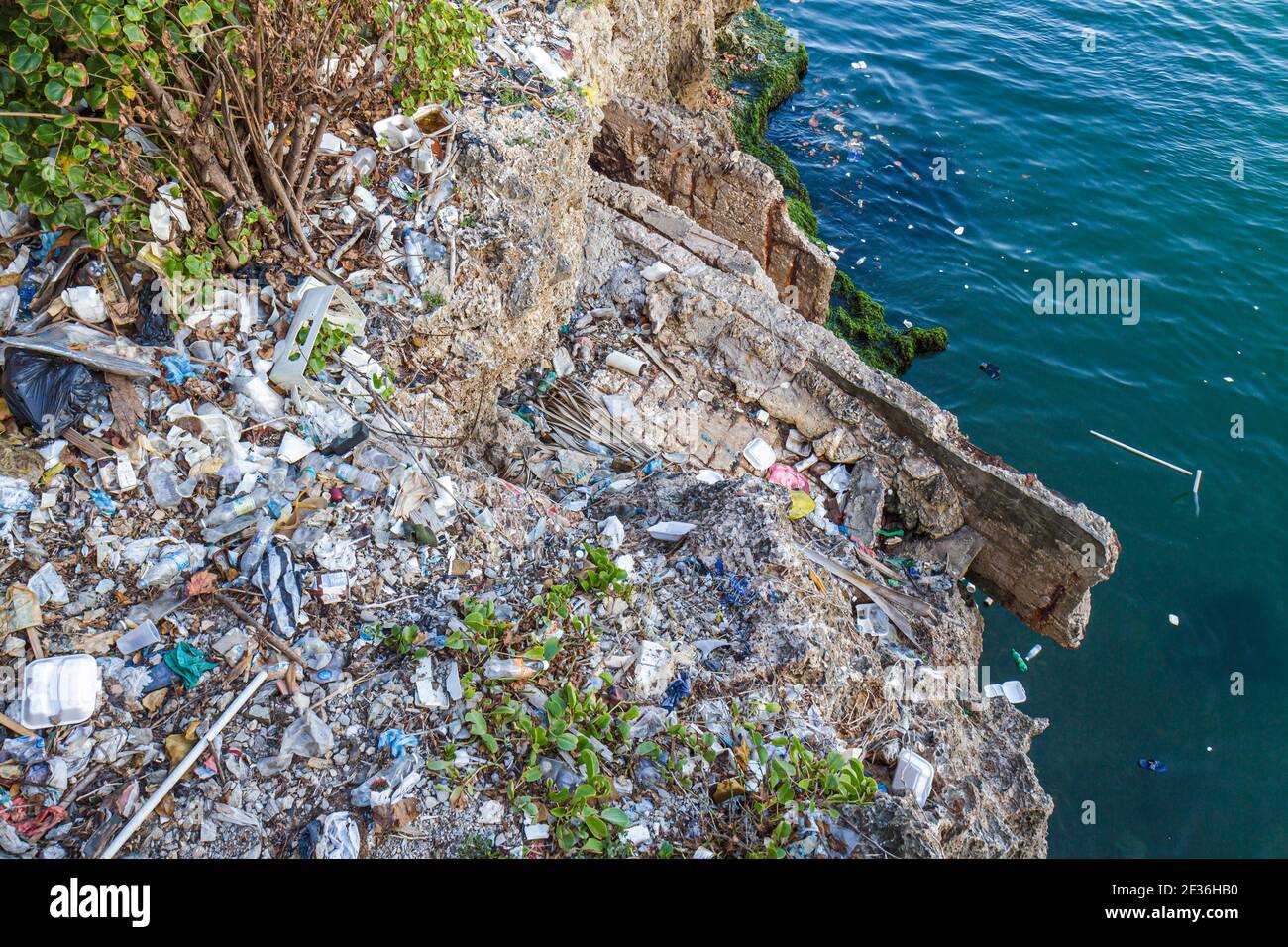 Sea Pollution Caribbean High Resolution Stock Photography and Images ...