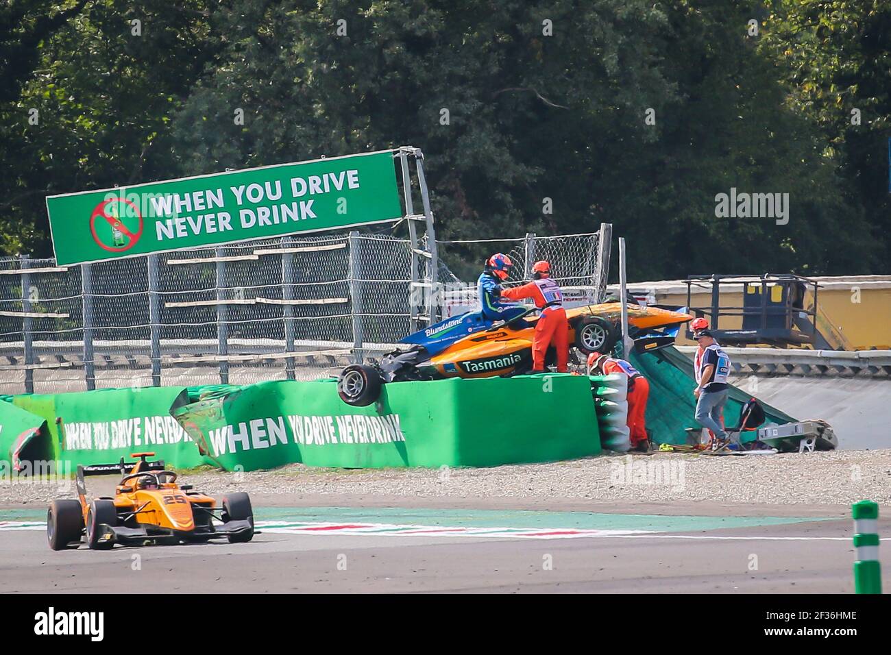 23 PERONI Alex, Campos Racing, action, crash, accident during the 2019 ...
