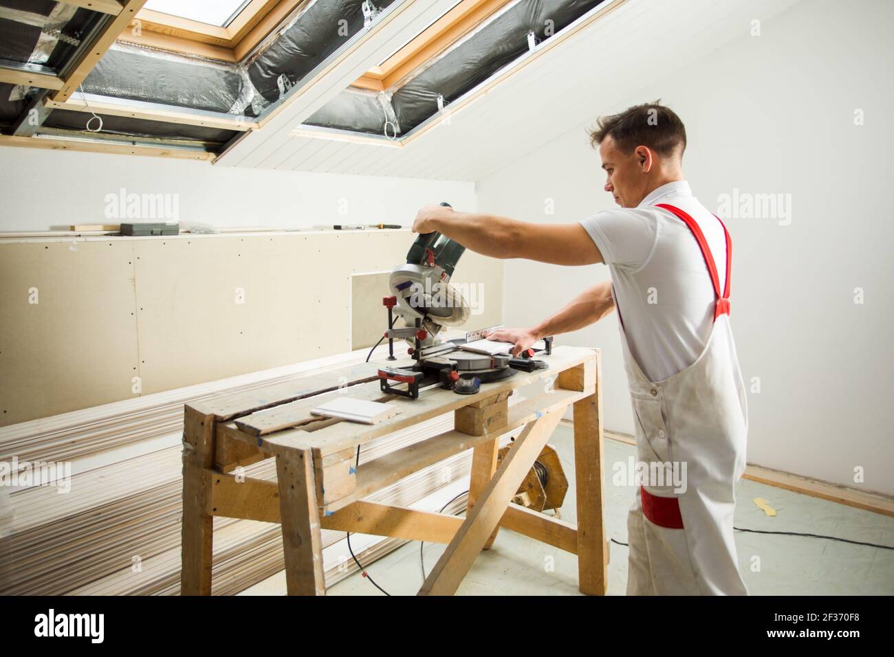 Processing boards hi-res stock photography and images - Alamy