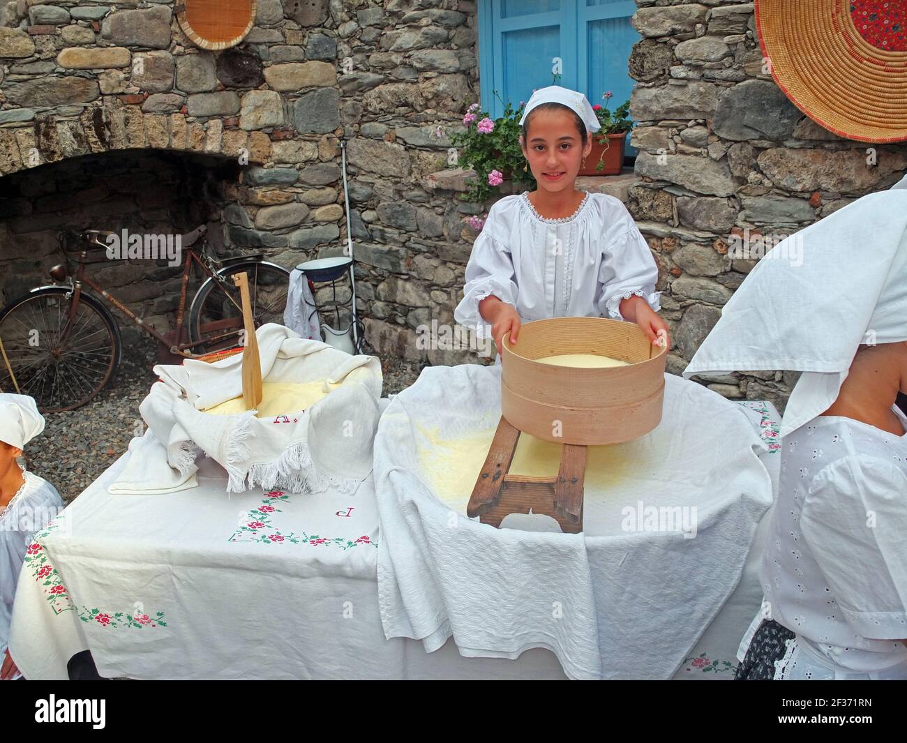 Traditional Sardinian bread working Stock Photo - Alamy