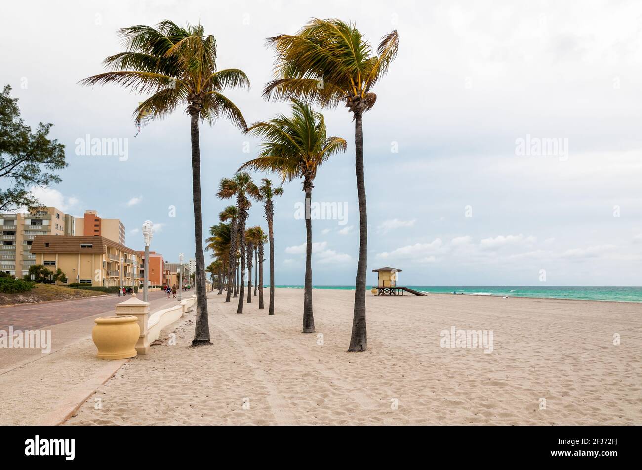 Hollywood Beach Broadwalk, a promenade along the Atlantic Ocean ...