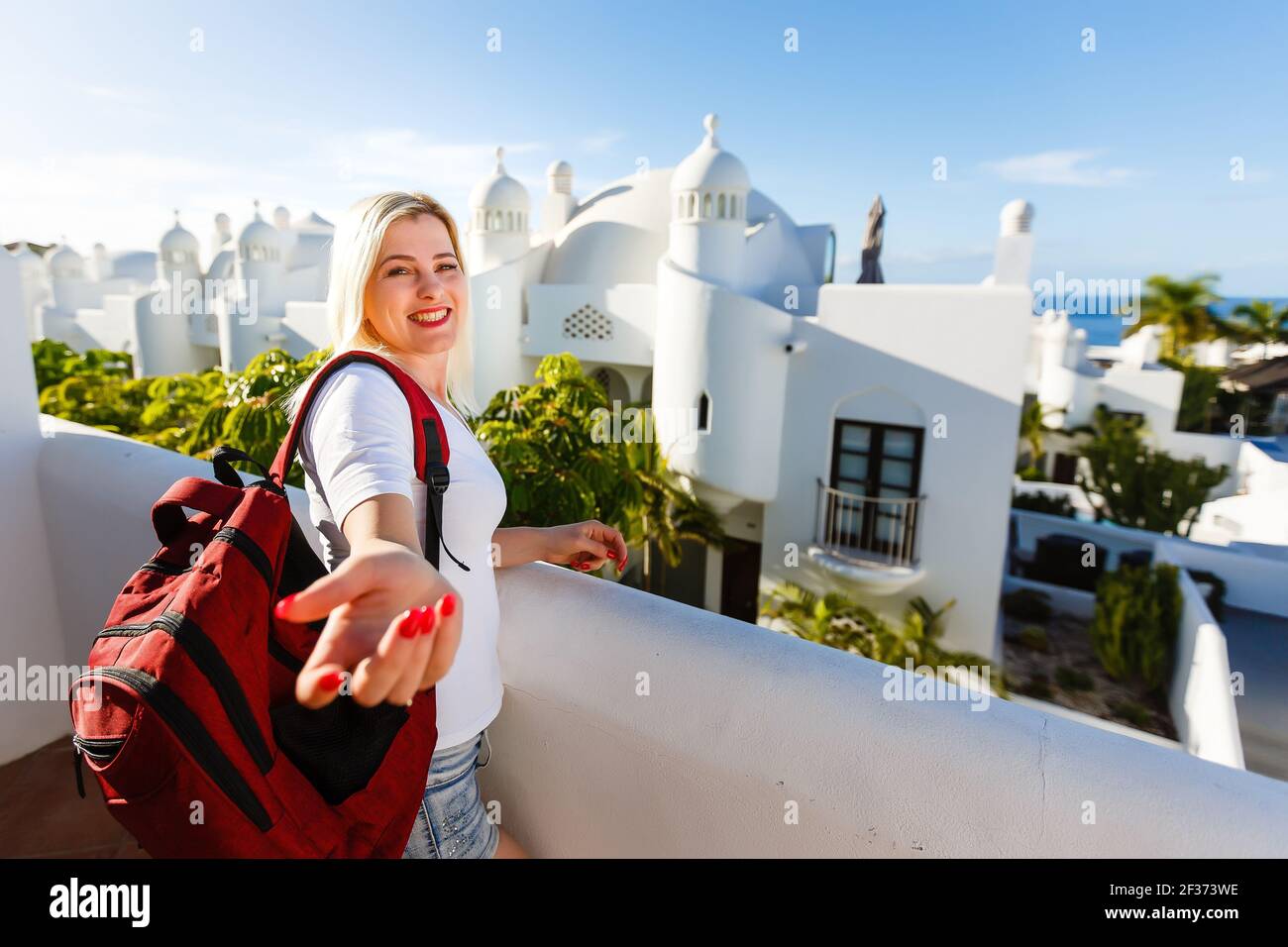Young tourist woman exploring portugal hi-res stock photography and ...