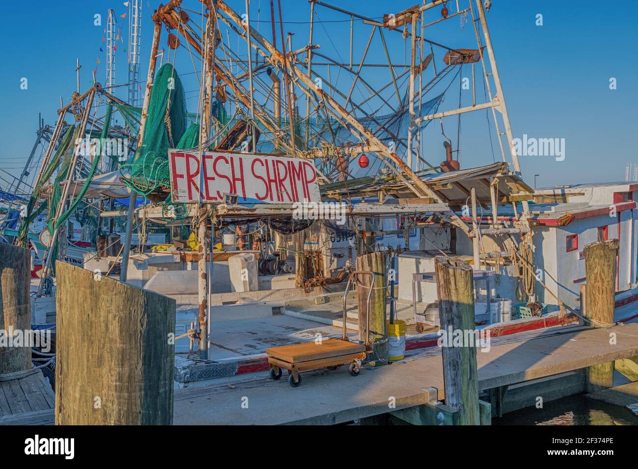 Boat For Sale Sign High Resolution Stock Photography and Images - Alamy