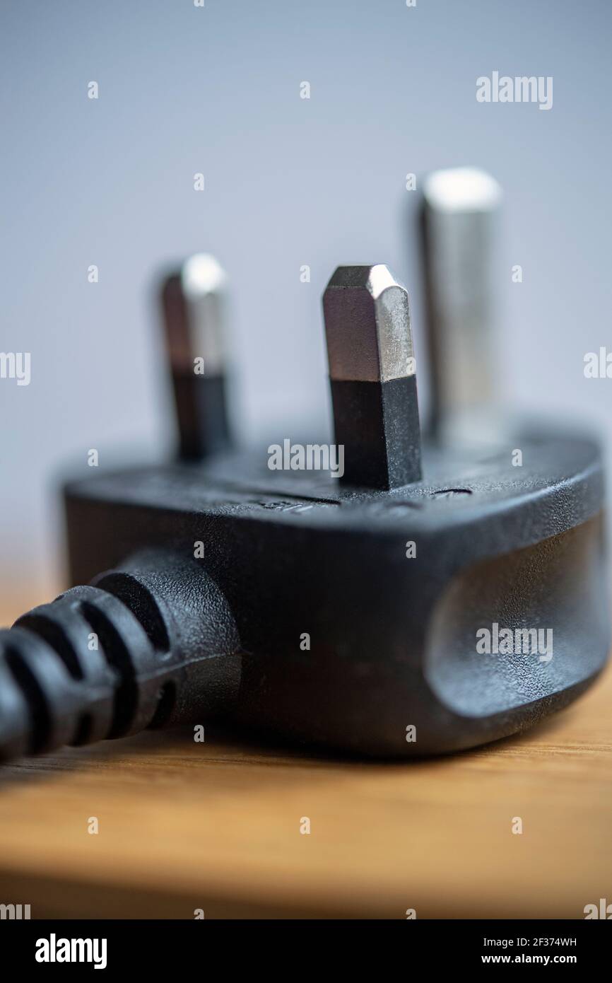 Three pin plug hi-res stock photography and images - Alamy