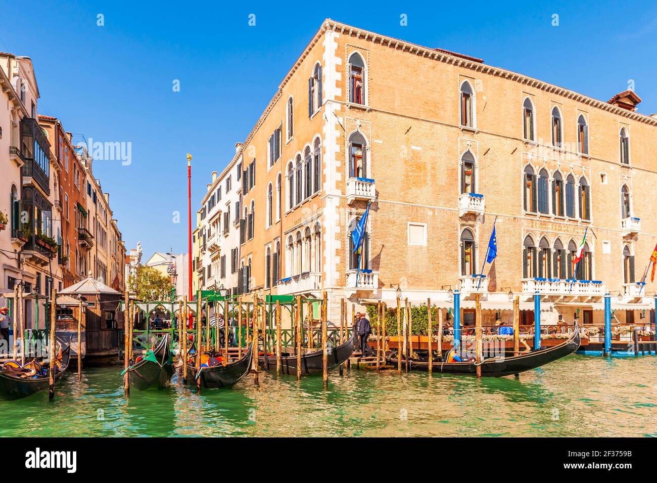 Venice grand canal palace architecture hi-res stock photography and ...