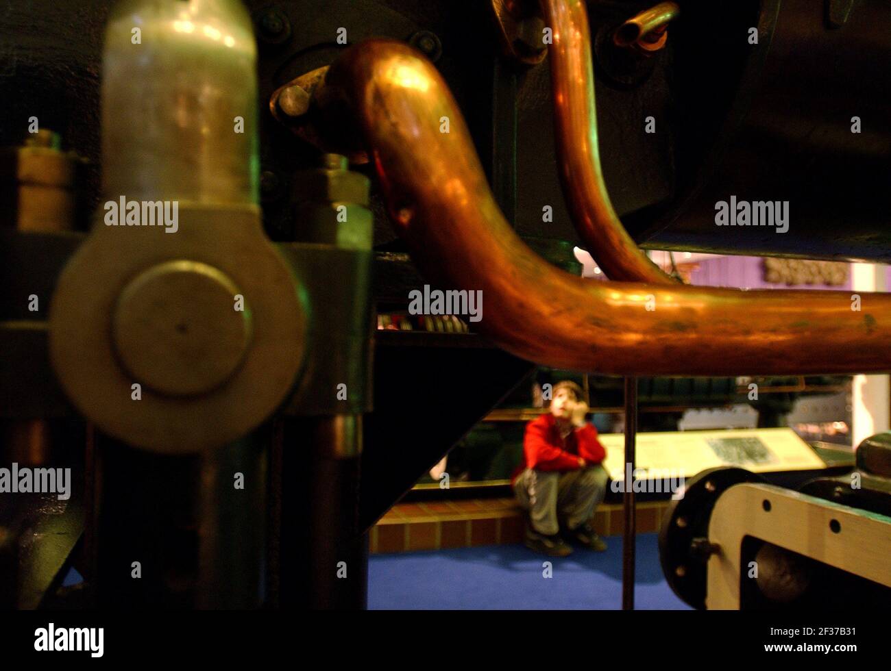 PARSONS AXIAL-FLOW STEAM TURBINE WITH DYNAMO,IN THE STEAM ENGINE HALL ...