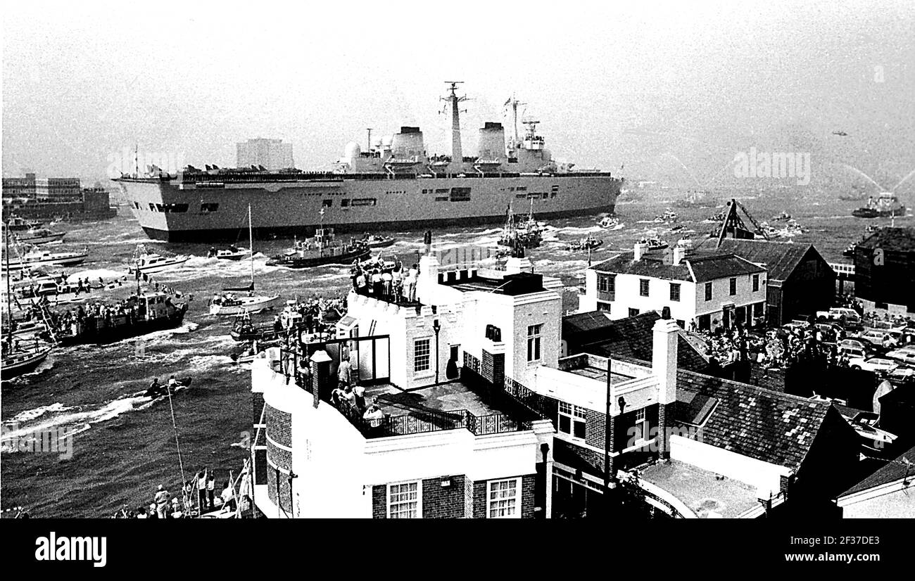 HMS INVINCIBLE RETURNS TO PORTSMOUTH FROM THE FALKLANDS. PIC MIKE ...
