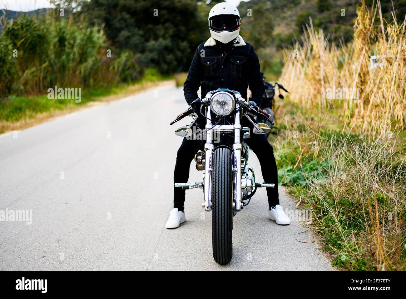 Vintage motorcycle helmet leather hi-res stock photography and images ...