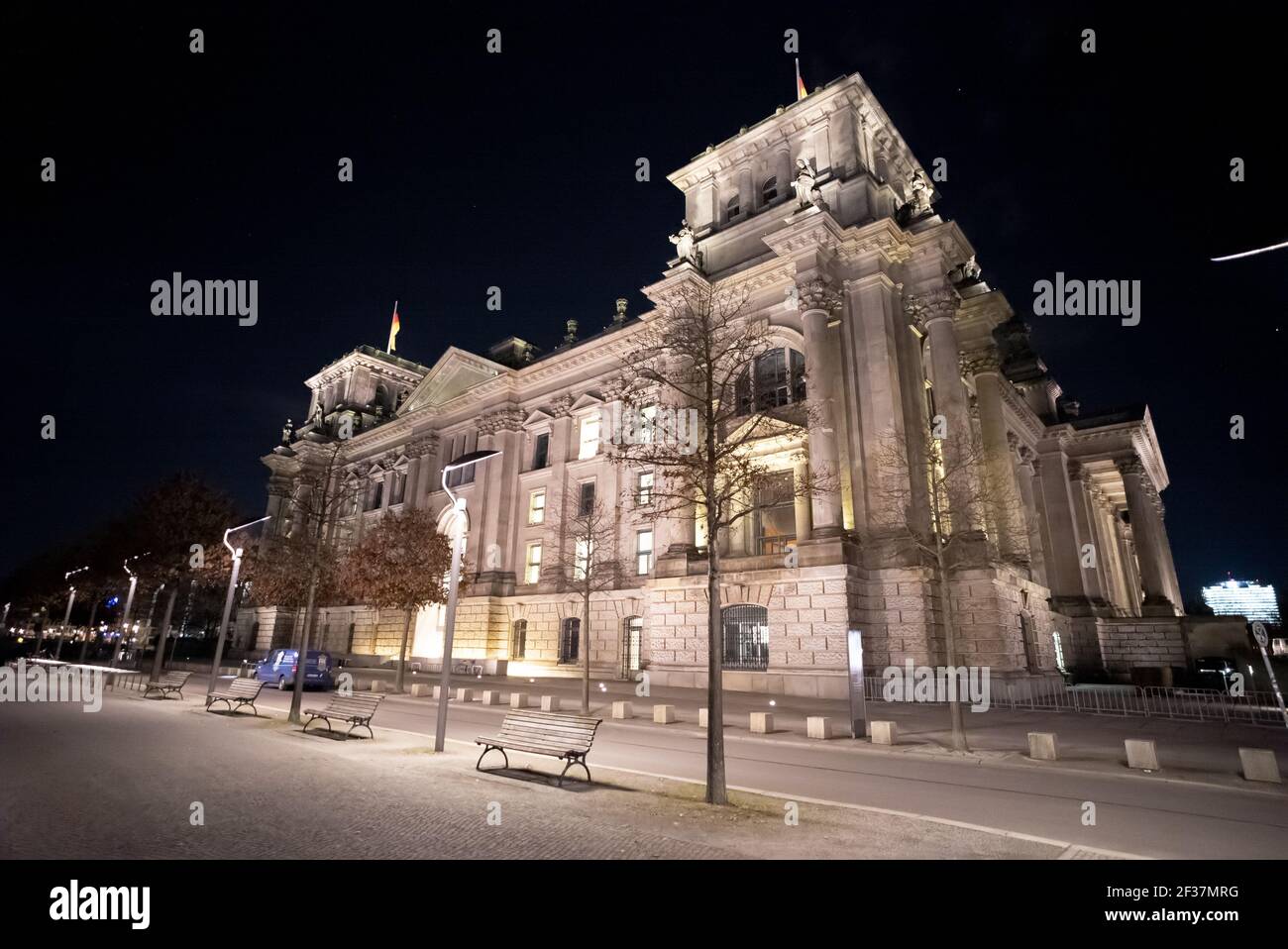Reichstag building in Berlin - most famous - Main government building ...