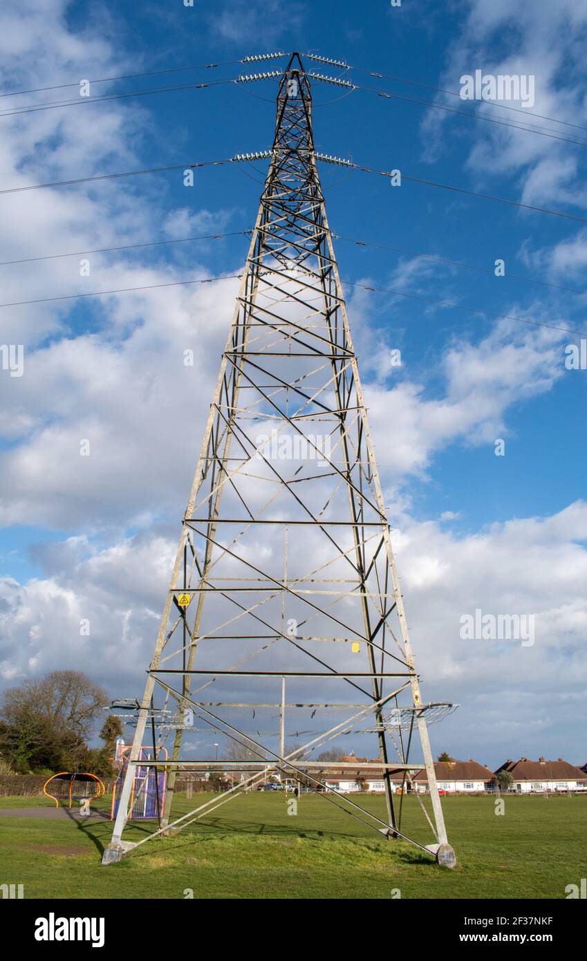 West pylon hi-res stock photography and images - Alamy