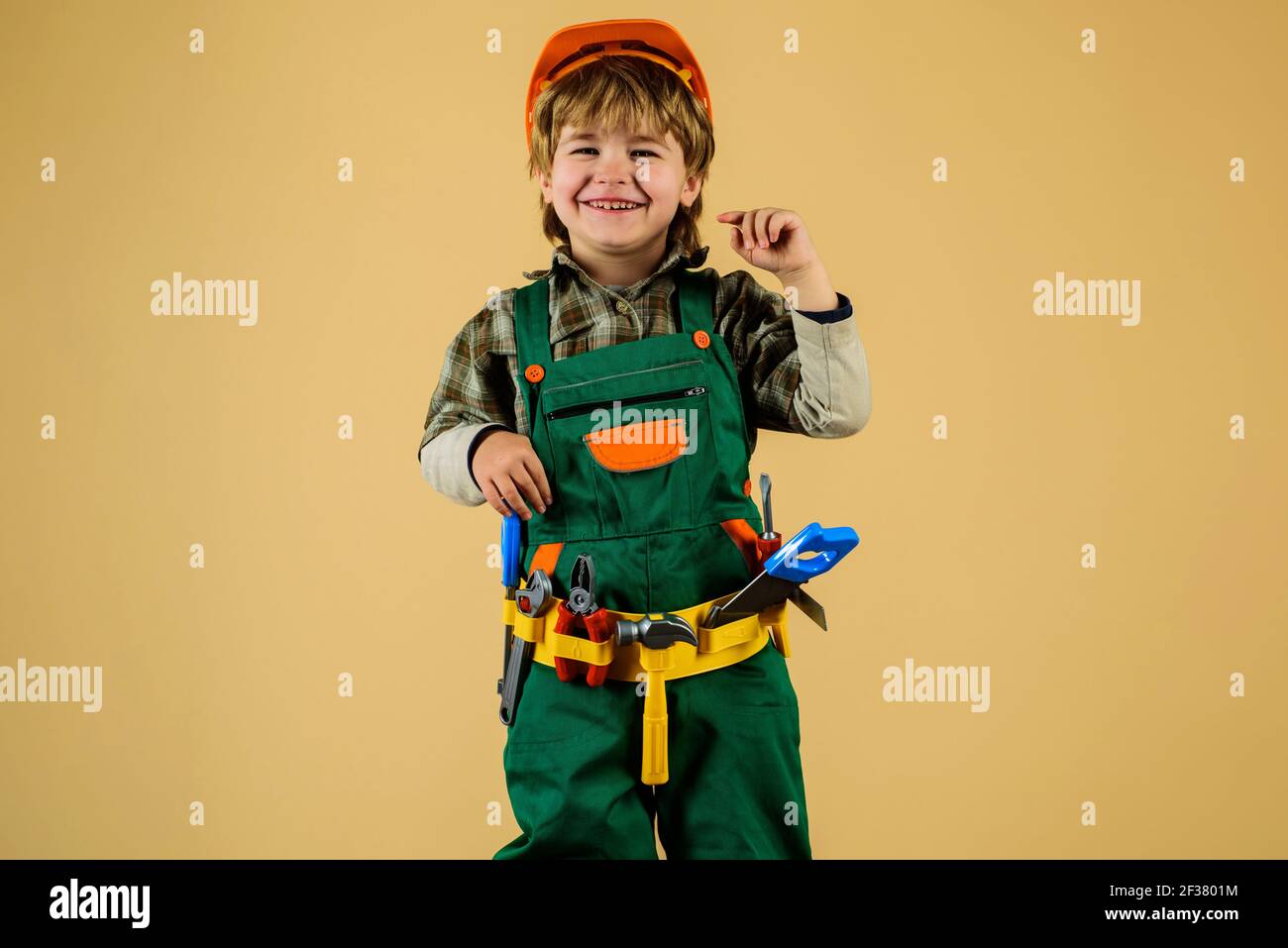 Child construction helmet hi-res stock photography and images - Alamy