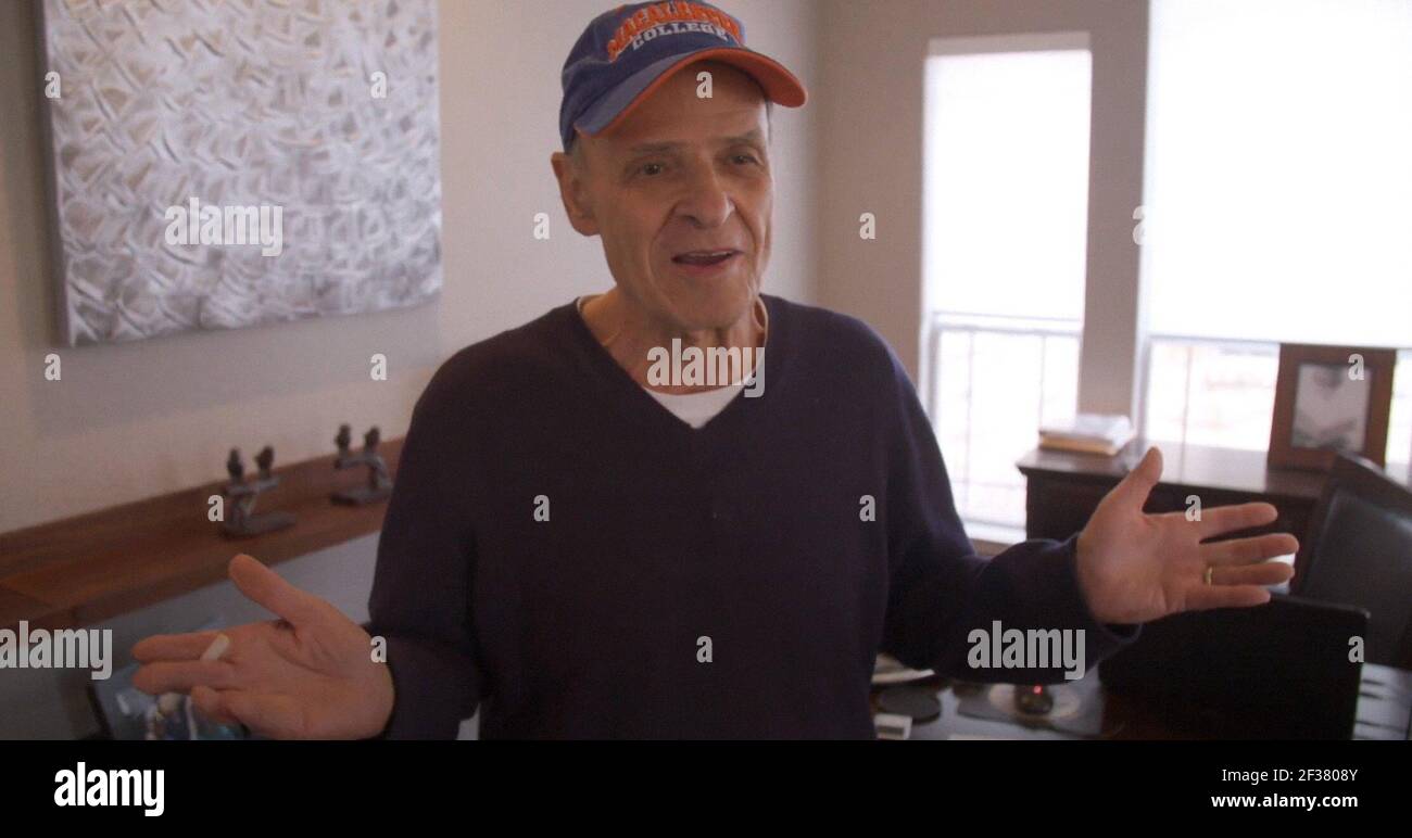 THE WAR AND PEACE OF TIM O'BRIEN, American novelist Tim O'Brien, author ...