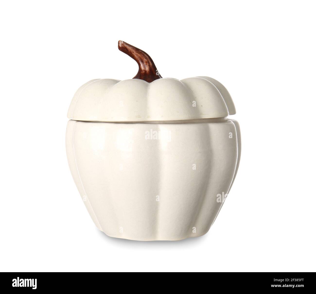 Baking pot on white background Stock Photo - Alamy