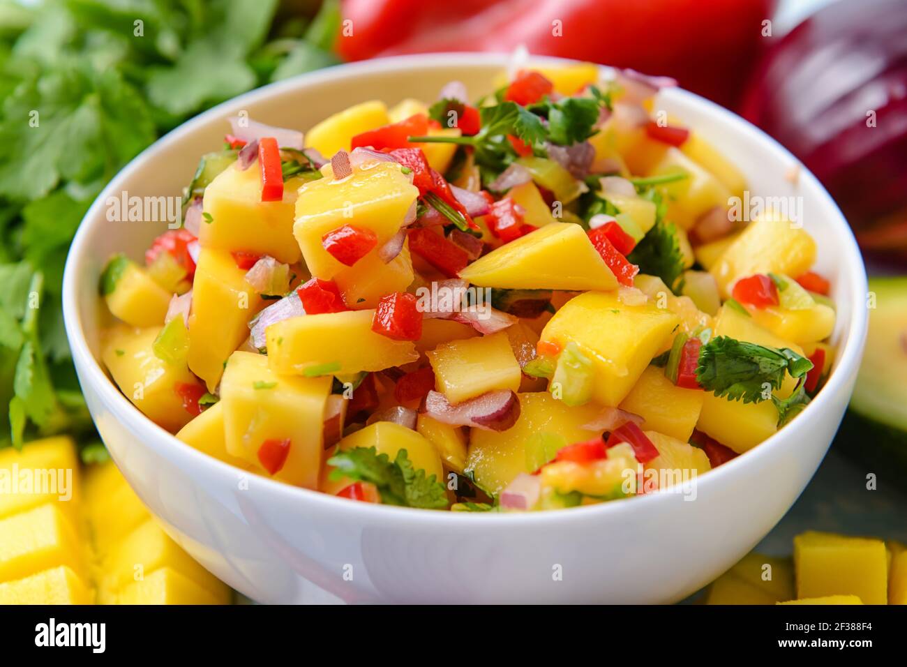 Mango chili salsa hi-res stock photography and images - Alamy