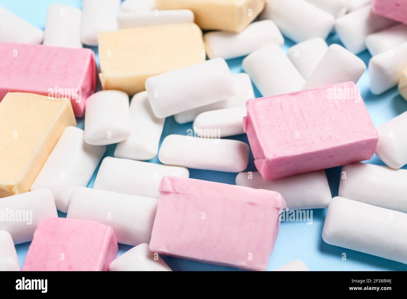 Chewing tablet hi-res stock photography and images - Alamy