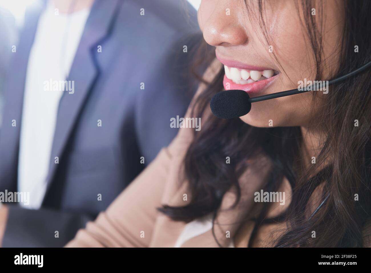 Customer contact centre hi-res stock photography and images - Alamy