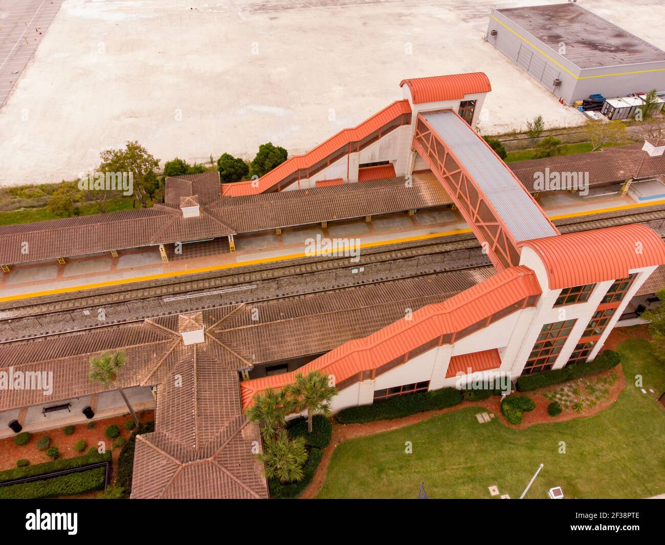 Pedestrian pathway hi-res stock photography and images - Alamy