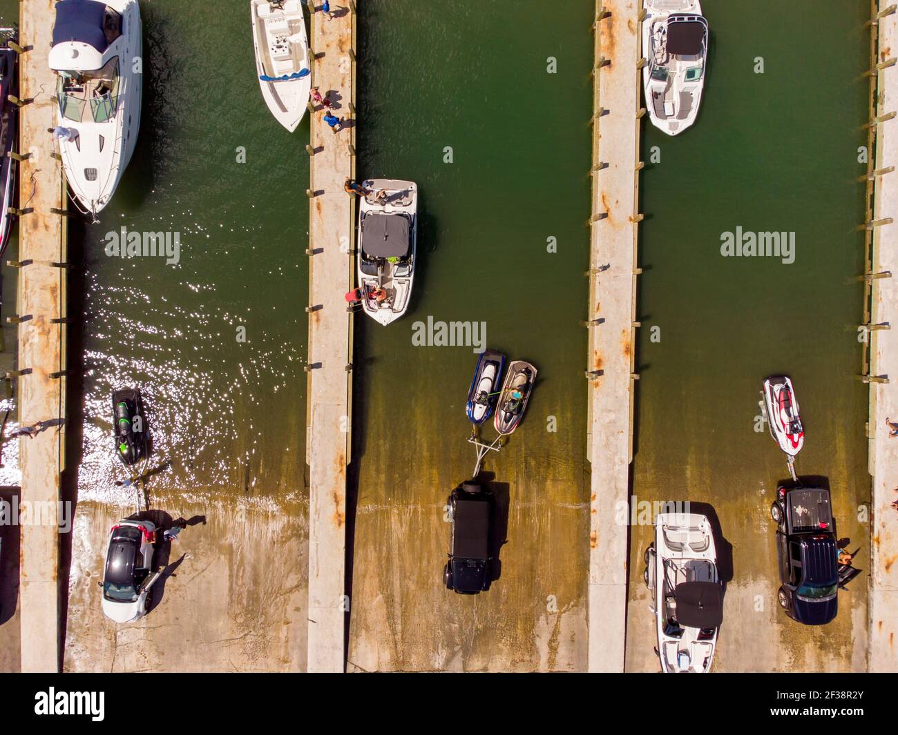 Haulover marina hi-res stock photography and images - Alamy