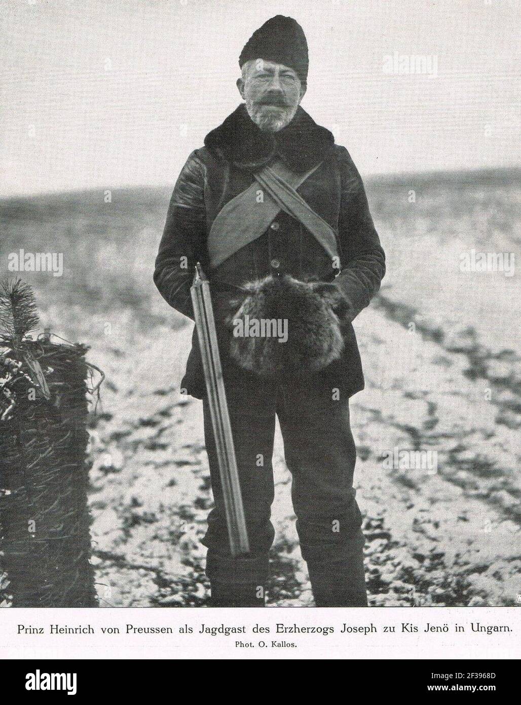 Prinz Heinrich von Preußen als Jagdgast des Erzherzogs Joseph, 1911 Stock Photo - Alamy