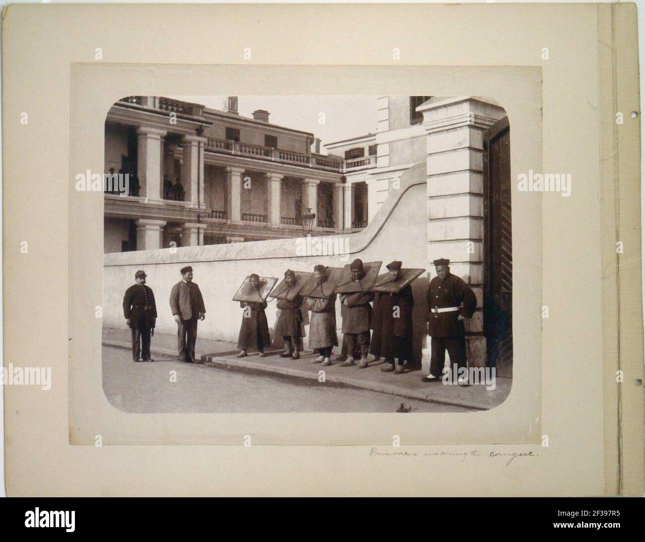 Cangue High Resolution Stock Photography and Images - Alamy