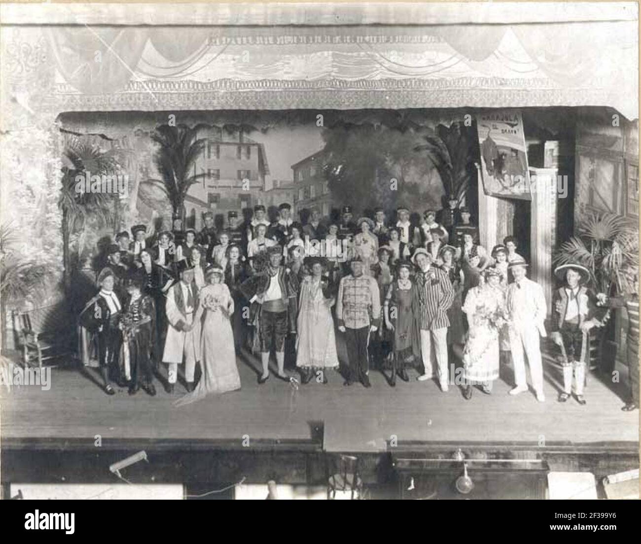 Operatic Society High Resolution Stock Photography and Images - Alamy