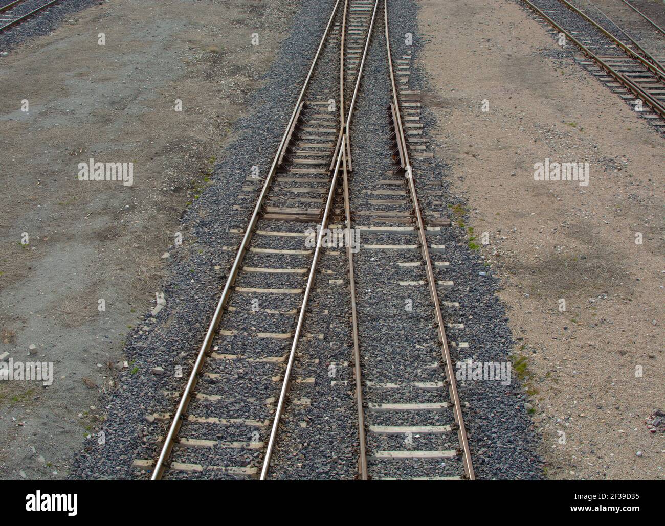 Light train track pattern hi-res stock photography and images - Alamy