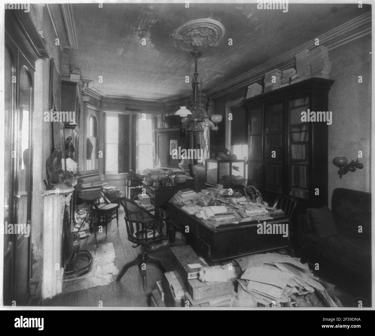 Professor e d hi-res stock photography and images - Alamy