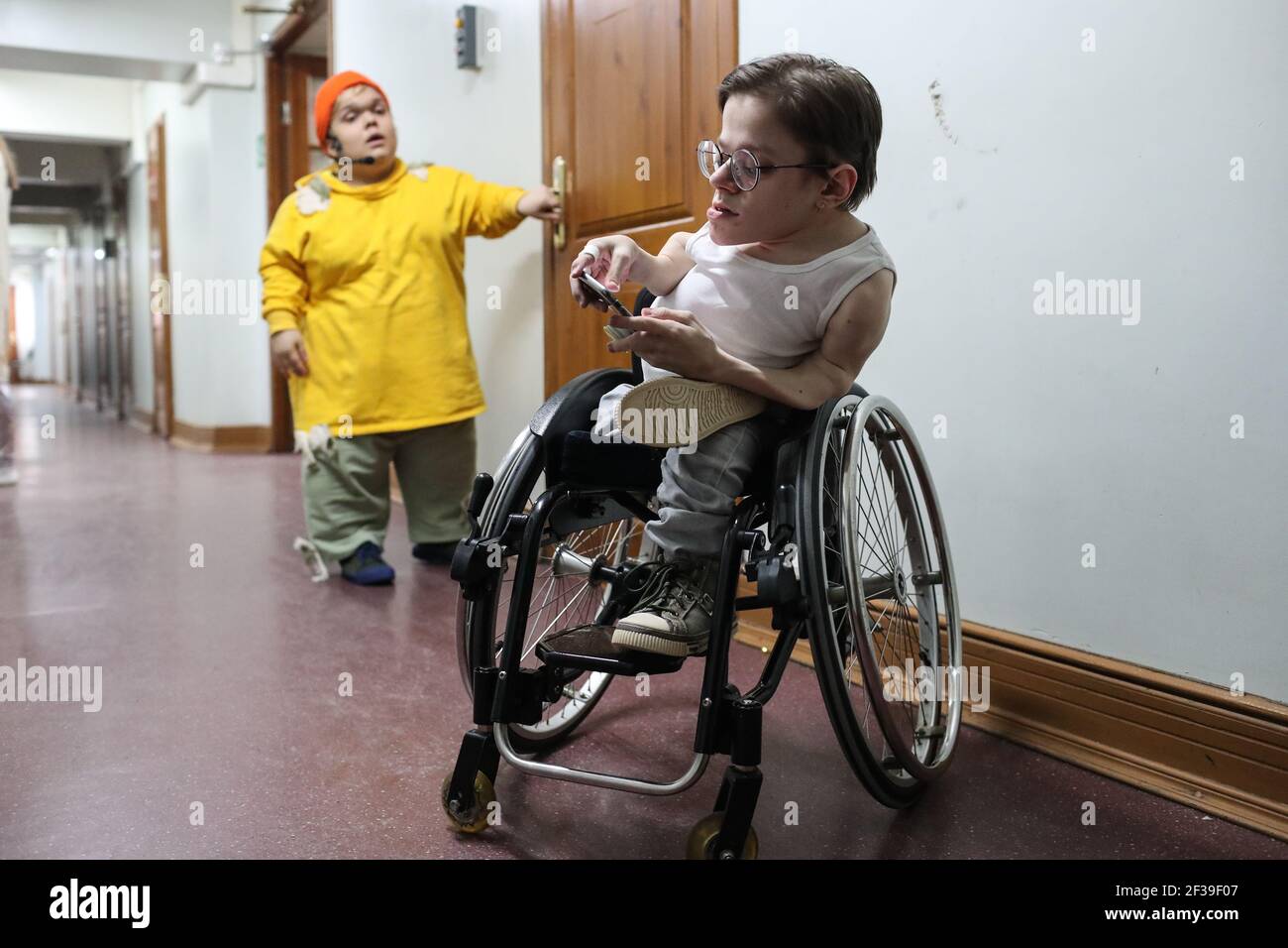 Fragile Bone Syndrome High Resolution Stock Photography and Images - Alamy