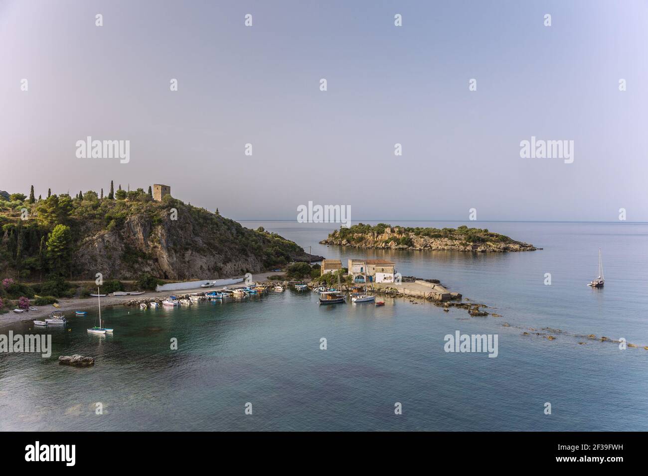 Gulf of messinia hi-res stock photography and images - Alamy