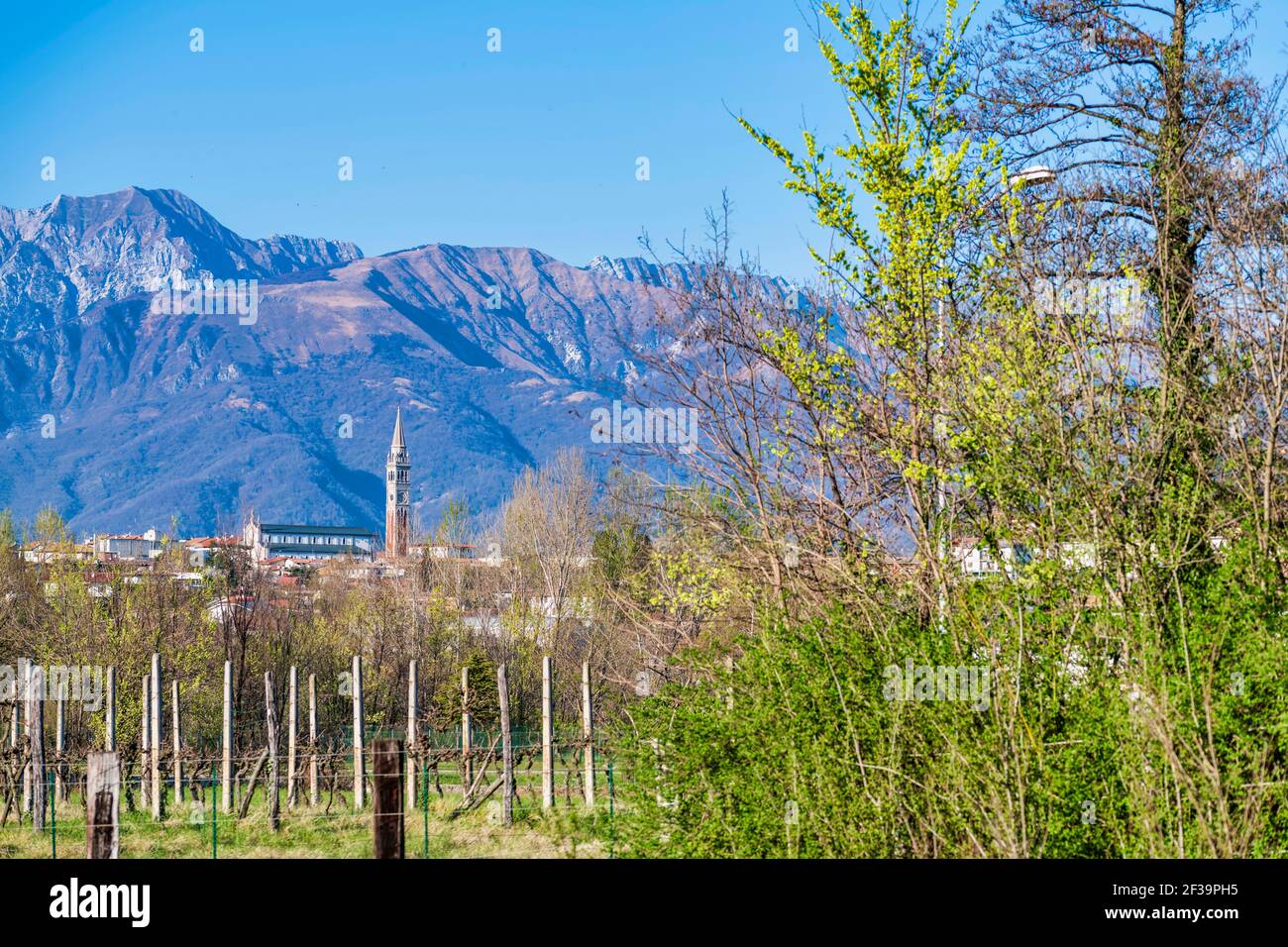 Spring. Explosion of life in the nature and in the ancient villages ...
