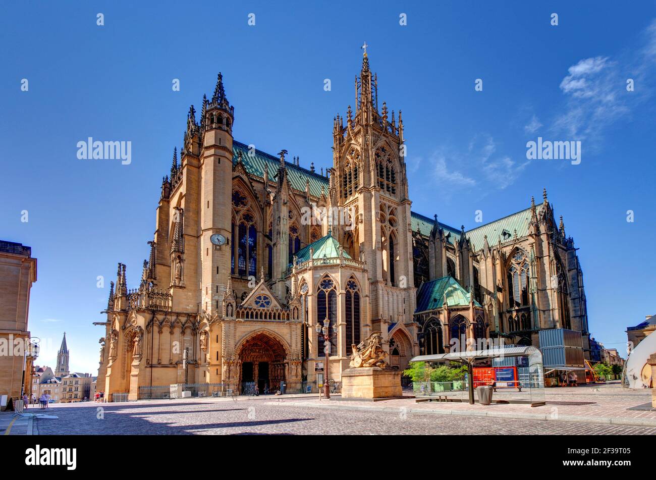 Metz (north-eastern France): Metz Cathedral or St.Stephen's Cathedral ...
